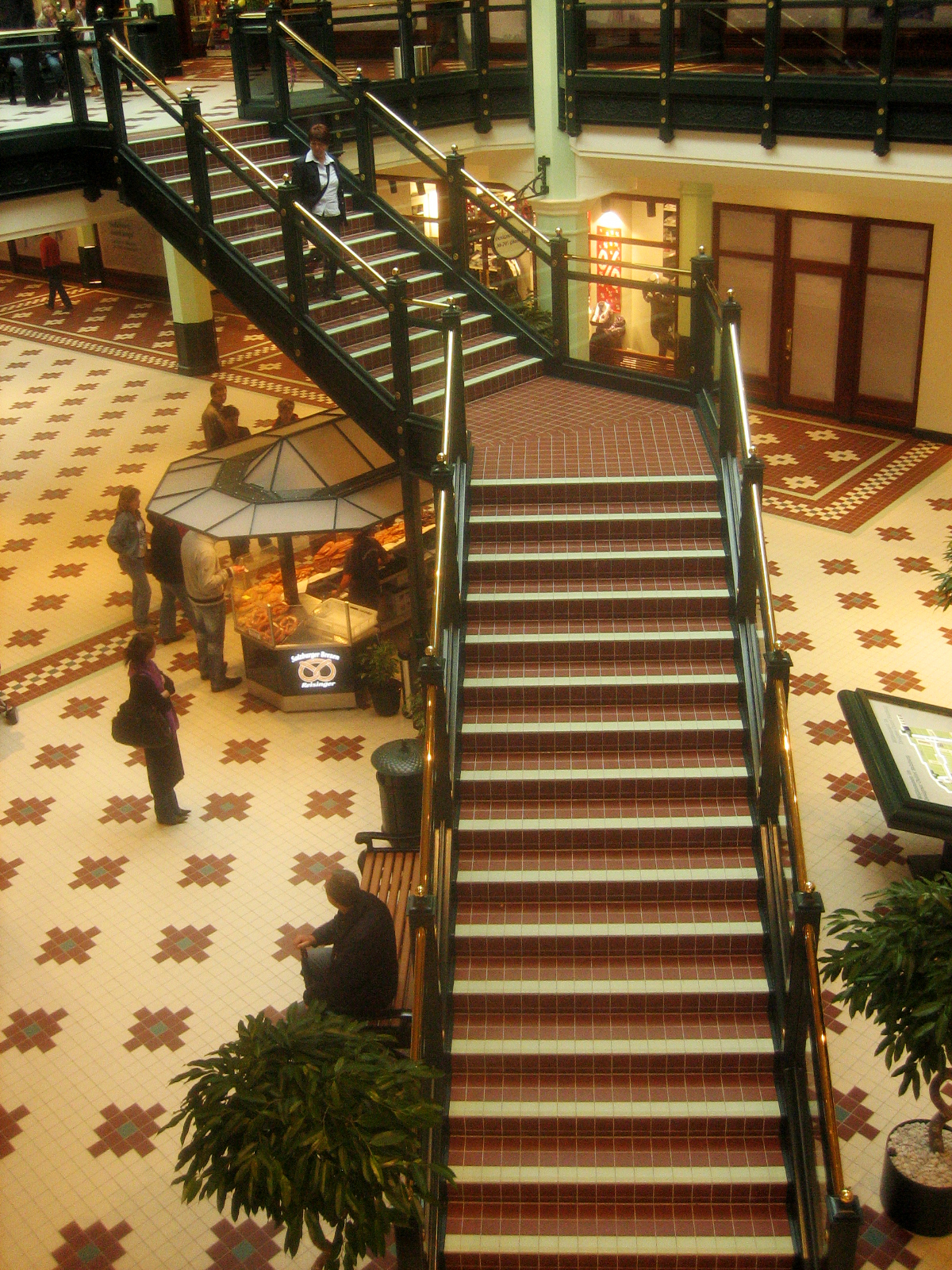 About: Viva Tile / Geometrics | Viva Tile